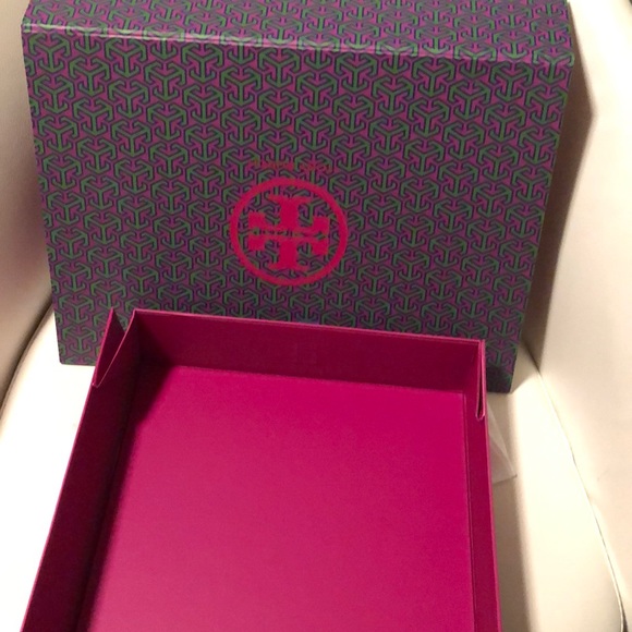Tory Burch | Accessories | Tory Burch Box | Poshmark